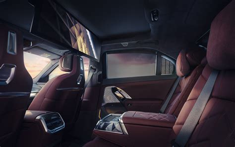 2025 Bmw 7 Series Saloon Luxury Comfortable Premium Car