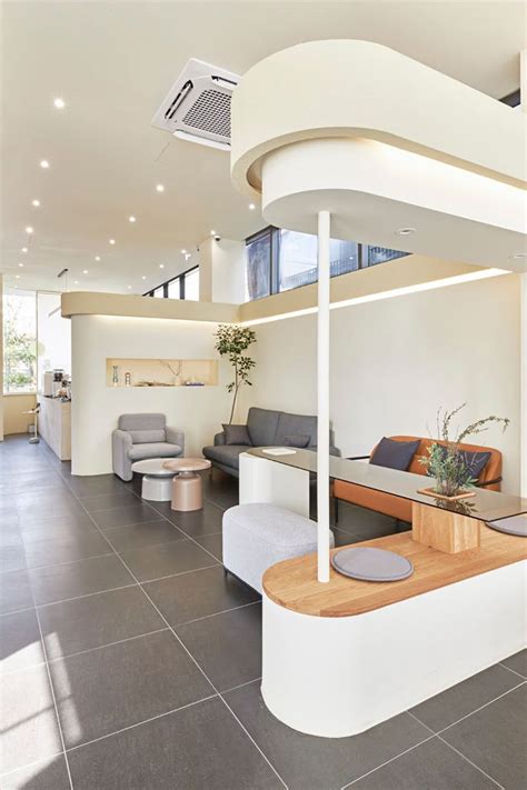 화이트톤 밝은 분위기의 32평 모던카페인테리어 견적