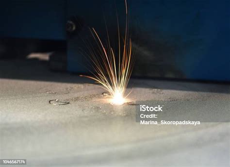 3d 프린터 인쇄 금속입니다 금속 레이저 소 결 기계입니다 3차원 인쇄에 대한 스톡 사진 및 기타 이미지 3차원 인쇄 식품첨가물 3차원 형태 Istock