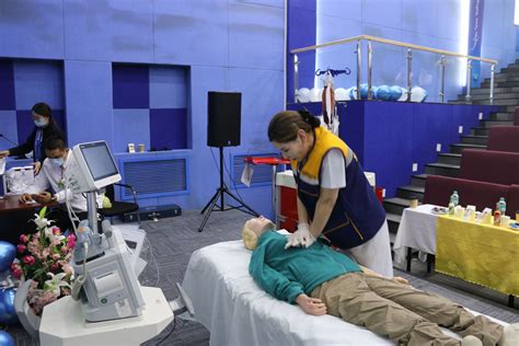 Сувилагч нар мэдлэг ур чадвараараа өрсөлдлөө