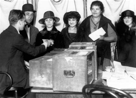 20 Vintage Photos That Show The Battle For Womens Right To Vote The