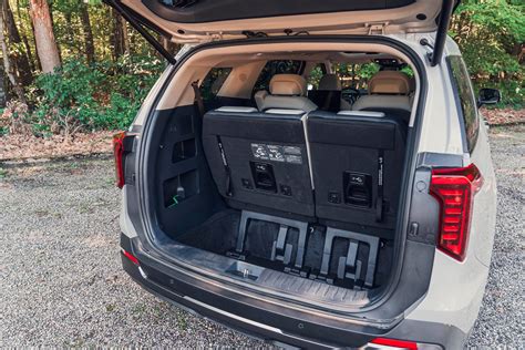 View Interior Photos Of The 2025 Kia Carnival Hybrid