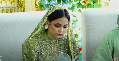 7 Potret Pengajian Dan Siraman Putri Da Jelang Menikah