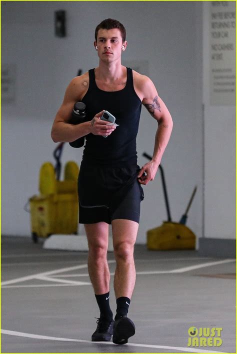 Full Sized Photo Of Shawn Mendes Muscles Tank After Gym Session 25