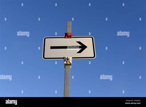 Arrow Note Arrows Notes Stock Photo Alamy