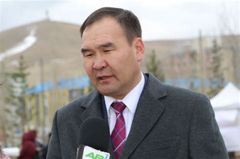 Архангай аймгийн удирдлагуудад холбогдох хэргийг прокурорт буцаалаа