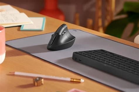 Logitech Rilis Mouse Vertikal Terbaru Yang Lebih Ergonomis Dan Nyaman Blackxperience Com