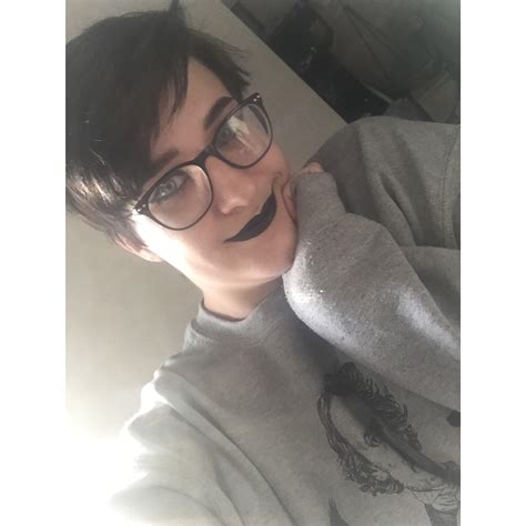 Cute Goth Enby Rnonbinary