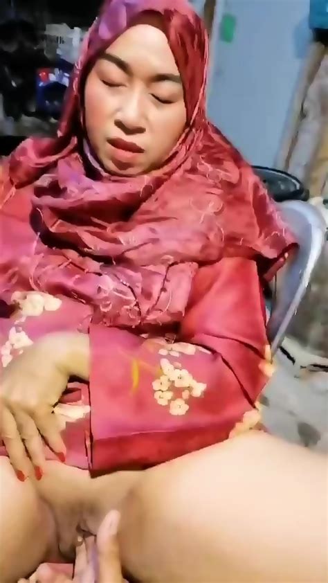 Mengolok Istri Orang Eporner