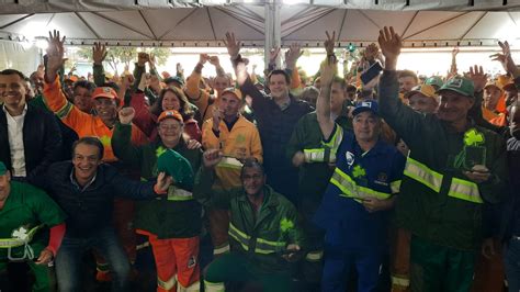 Dia Do Gari Profissionais Recebem Homenagem Em Curitiba