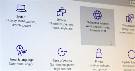 Windows 10 Settings Menu The Network And Internet Tab Cnet