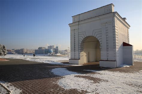 무료 이미지 바닷가 건축물 구조 기념물 아치 탑 경계표 정면 옴 스크 Irtysh 게이트 5760x3840
