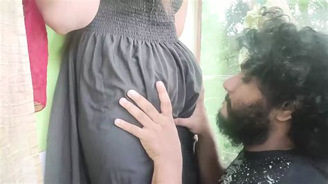 Vaishnavy和sharun Raj现代礼服热奶亲吻浪漫喀拉拉邦情侣热接吻浪漫唇锁浪漫 xHamster