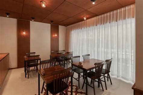 우드톤 빈티지 분위기 23평 우동 함박스테이크 일식당 인테리어 광진구 광장동