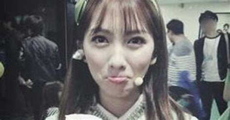 강지영 울상 셀카 입술 내밀고 찡그린 표정도 귀요미