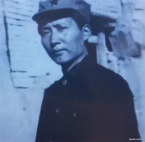 毛泽东图片，这张照片让全世界第一次看到清晰的毛泽东形象。外国记者在延安根据地给毛泽东拍摄的图片zzxxo