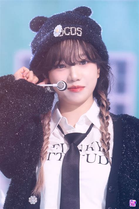 조유리 인기가요 짱공유닷컴 연예인