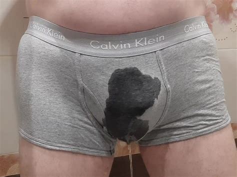 Wetting Briefs 27