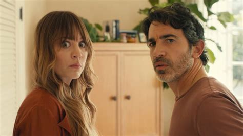 Peacocks Based On A True Story Is A Frustrating But Promising True
