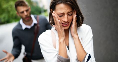 მიზეზები რატომ ტოვებს მამაკაცი ქალს და იჯახუნებს კარს რჩევები ვივიენისგან