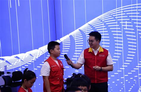 国网龙港市供电公司小记者走进电网 开启探电之旅