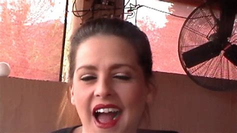 Green Bubble Gum Red Lips Logans Lair Clips4sale