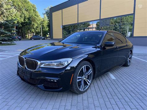 Bmw 750 4 4 L Sedanas 2016 03 M A25968862