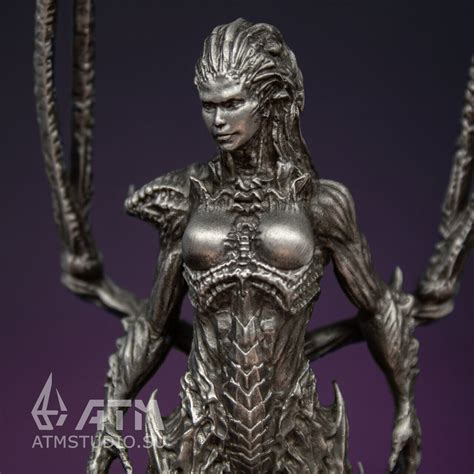 Sarah Kerrigan Collectible Figure Starcraft Atm