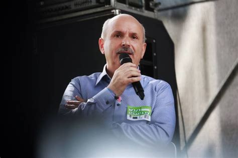 Dou On Linkedin Триває наша перша панельна дискусія Тема ІТ освіта в