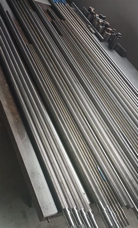 China Good Price Spline Production Axis CNC Screw Spline Milling Machine China CNC Milling