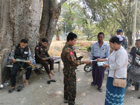 စဉ့်ကိုင်မြို့နယ်၌ ၇၉ နှစ်မြောက် တပ်မတော်နေ့အထိမ်းအမှတ် သတင်းစကား လက်ကမ်းစာစောင်များ အခမဲ့ ဖ