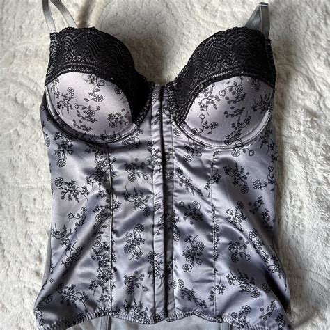 Super Cute Corset Top 🖤size Small 🖤in Excellent Depop