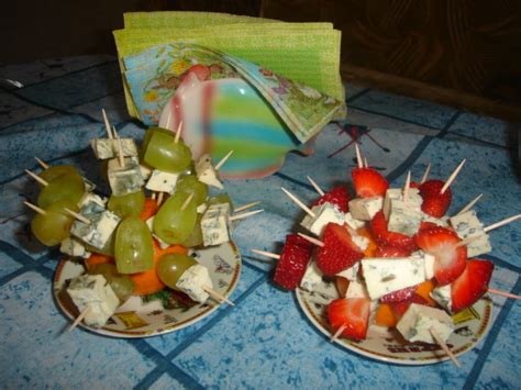 Канапе с сыром с плесенью 2 видов пошаговый рецепт с фото