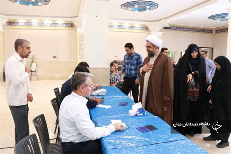 حضور حماسی مردم شهرستان‌های کرمان در انتخابات ریاست جمهوری فیلم و عکس