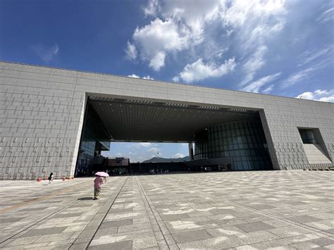 국립중앙박물관 그리스가 로마에게 로마가 그리스에게 메소포타미아 전시 With 오토바이 주차하기 Airpods