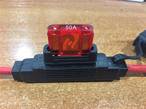 Auto Electrical Connectors Inline Fuse Holder Maxi Type Includes 50 Amp Fuse