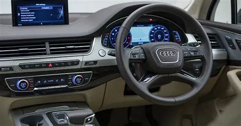 Audi Q7 2015 2020 Dashboard Carwale