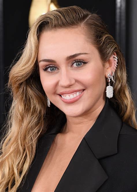 Miley Cyrus Selfies