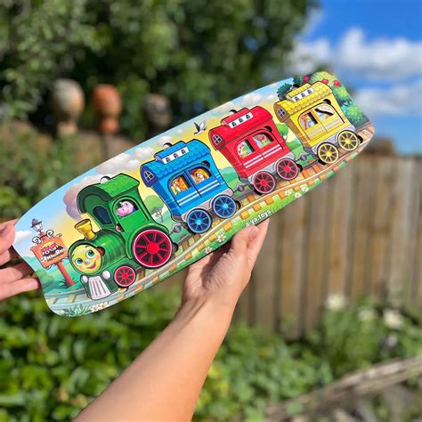 Деревяна вкладка сортер пазл Веселий потяг 3 вагони Розвиваюча гра для малят Оптом від