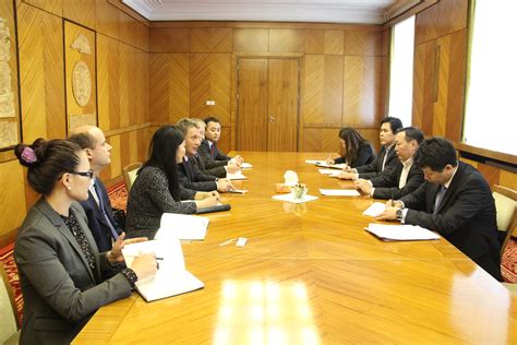 Азийн хөгжлийн банкны төлөөлөгчдийг хүлээн авч уулзлаа Нямжавын БАТБАЯР