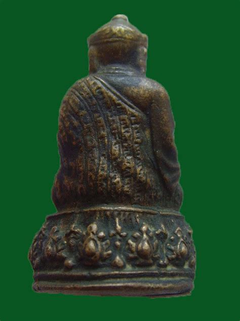 รูปหล่อไต่ฮงกง รุ่น3 นี้ จัดสร้างโดยมูลนิธิปอเต็กตึ้ ง ในปี พ ศ 2522 อธิษฐานจิตปลุกเสกโดย หลวง