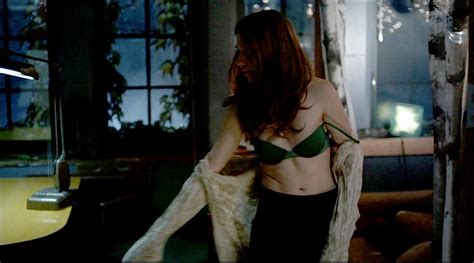 Nackte Zosia Mamet In Cherry