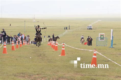 Морьт харвааны ДАШТ д 30 гаруй орны шилдэг харваач цэц сорино