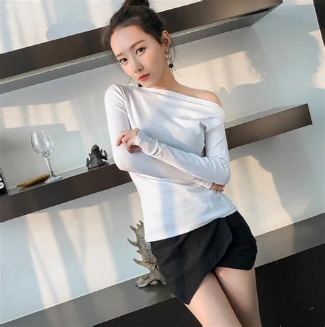 丰容靚飾含情凝睇美如冠玉 每日頭條