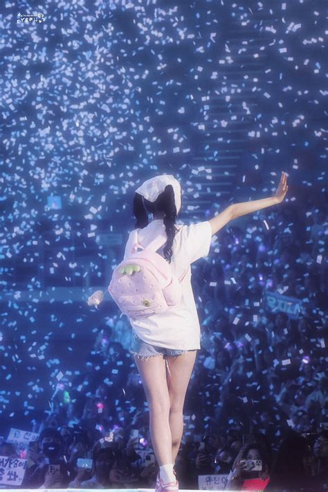 Pin By Wanderingfantasies On Ive Kpop Rappers Rei Idol