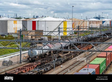 Shell Pernis Refinery Largest Refinery In Europe Production