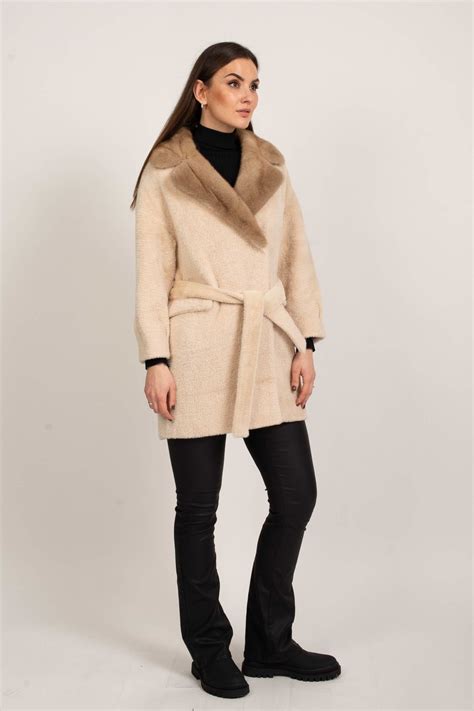 Штучна шуба з норковим коміром Світ Шкіри та Хутра