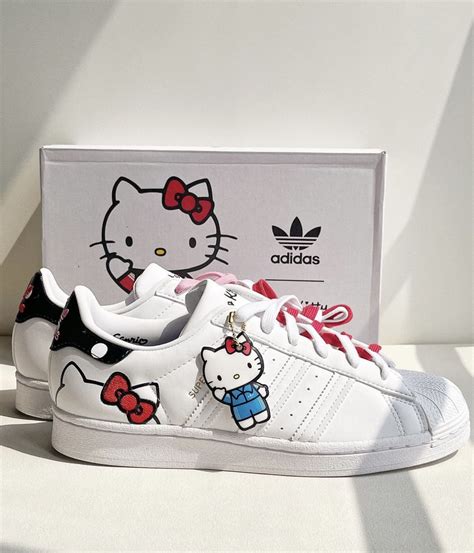 Pinterest Hello Kitty Hello Kitty Accessories Hello Kitty Shoes