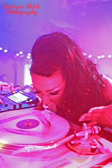 Jess Brennan Jess Brennan X Nude Onlyfans Leaks Fappening