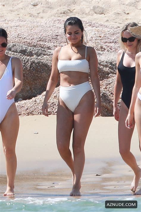 Selena Gomez Sexy Chilling At The Beach Aznude
